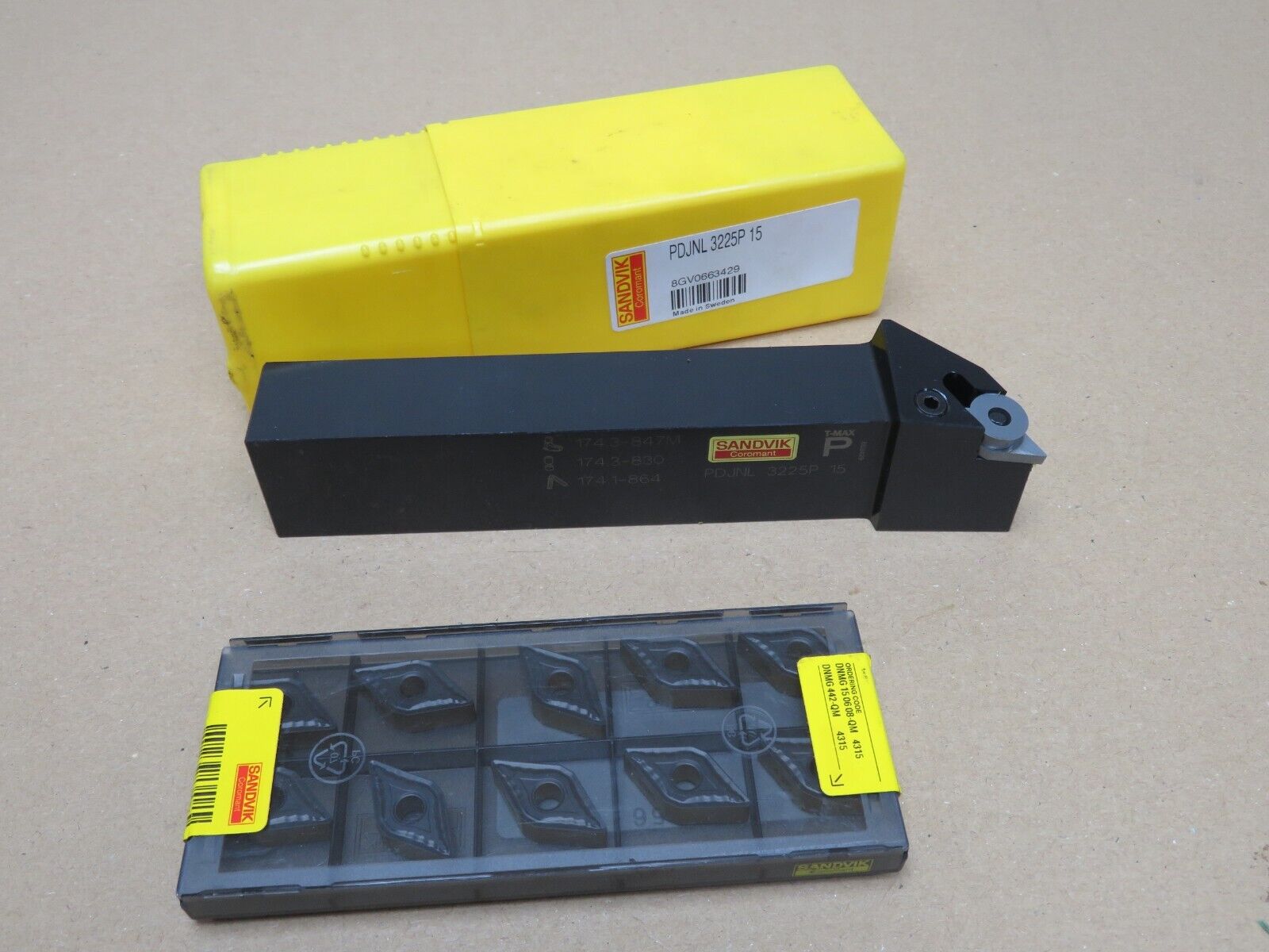 Sandvik PDJNL 3225P 15 Lathe Turning Tool & 10x DNMG 15 Carbide Inserts ...